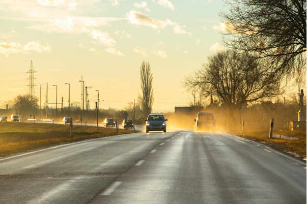 5 Safety Tips For Driving On Wet Roads